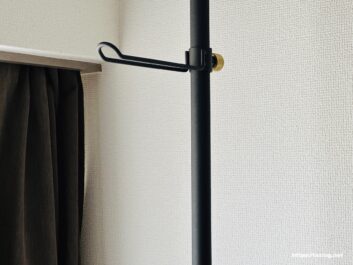 DRAW A LINE (ドローアライン)レビューと活用例。おしゃれで便利な突っ張り棒。インテリアにも収納にも。 | Tezlog