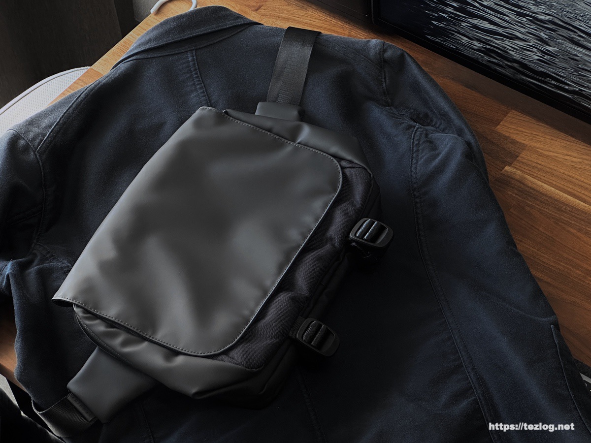 TRIDEAL TOUGH SLING MULTI BAG レビュー。ガジェットにもおすすめ シンプル・おしゃれで丈夫なボディバッグ。11 ...