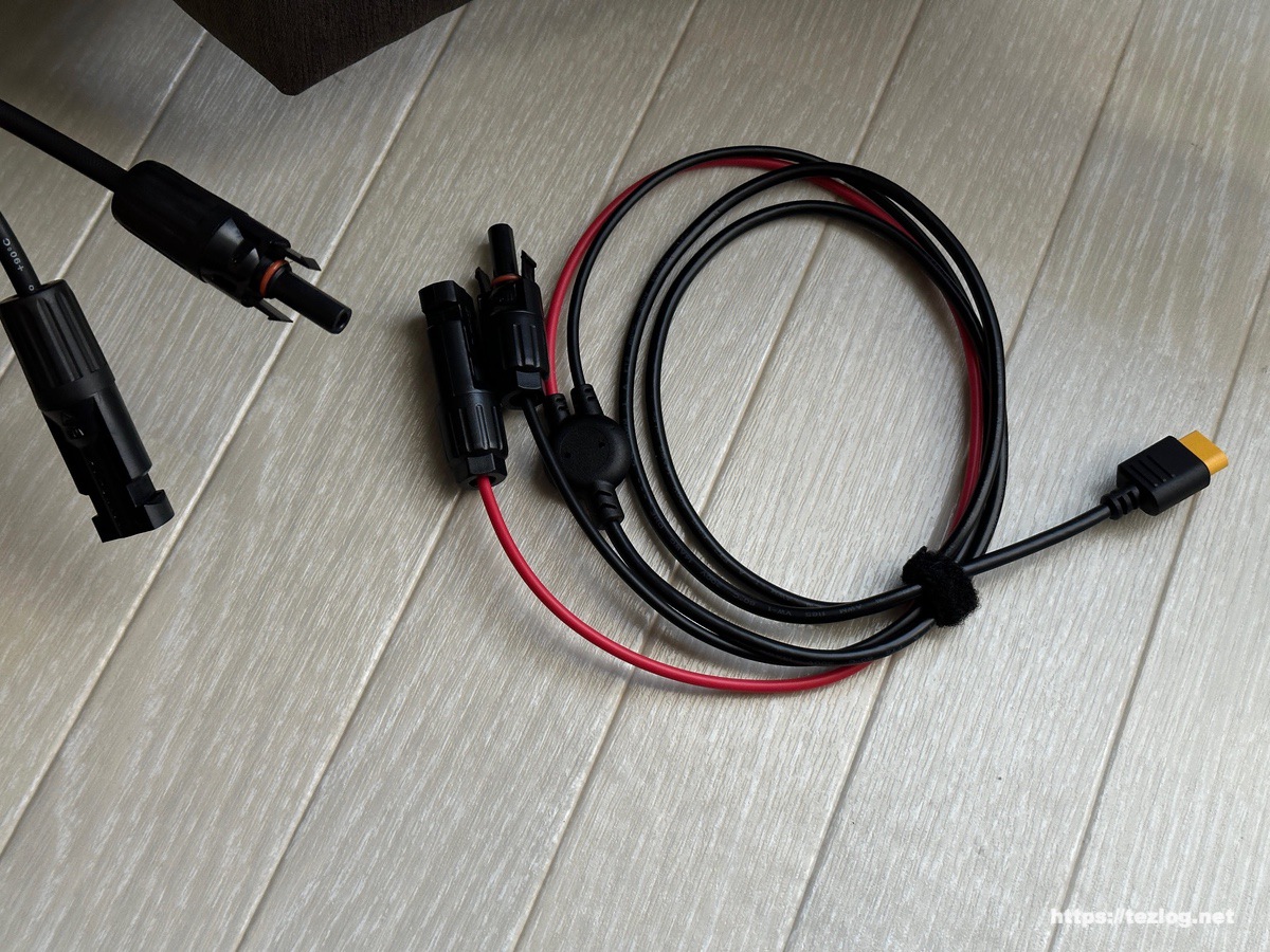 フレキシブル ソーラーパネル 200Wをベランダにぶら下げ。 BougeRV Yuma 200 レビュー。固定方法や設置場所に自由が利いておすすめ！軽いし曲がる！ | Tezlog