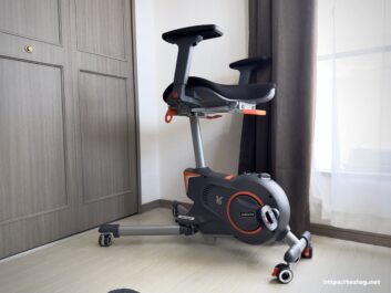 FlexiSpot フィットネスチェア V6 レビュー | デスクチェアと一体化したエアロバイクが超快適！ | Tezlog